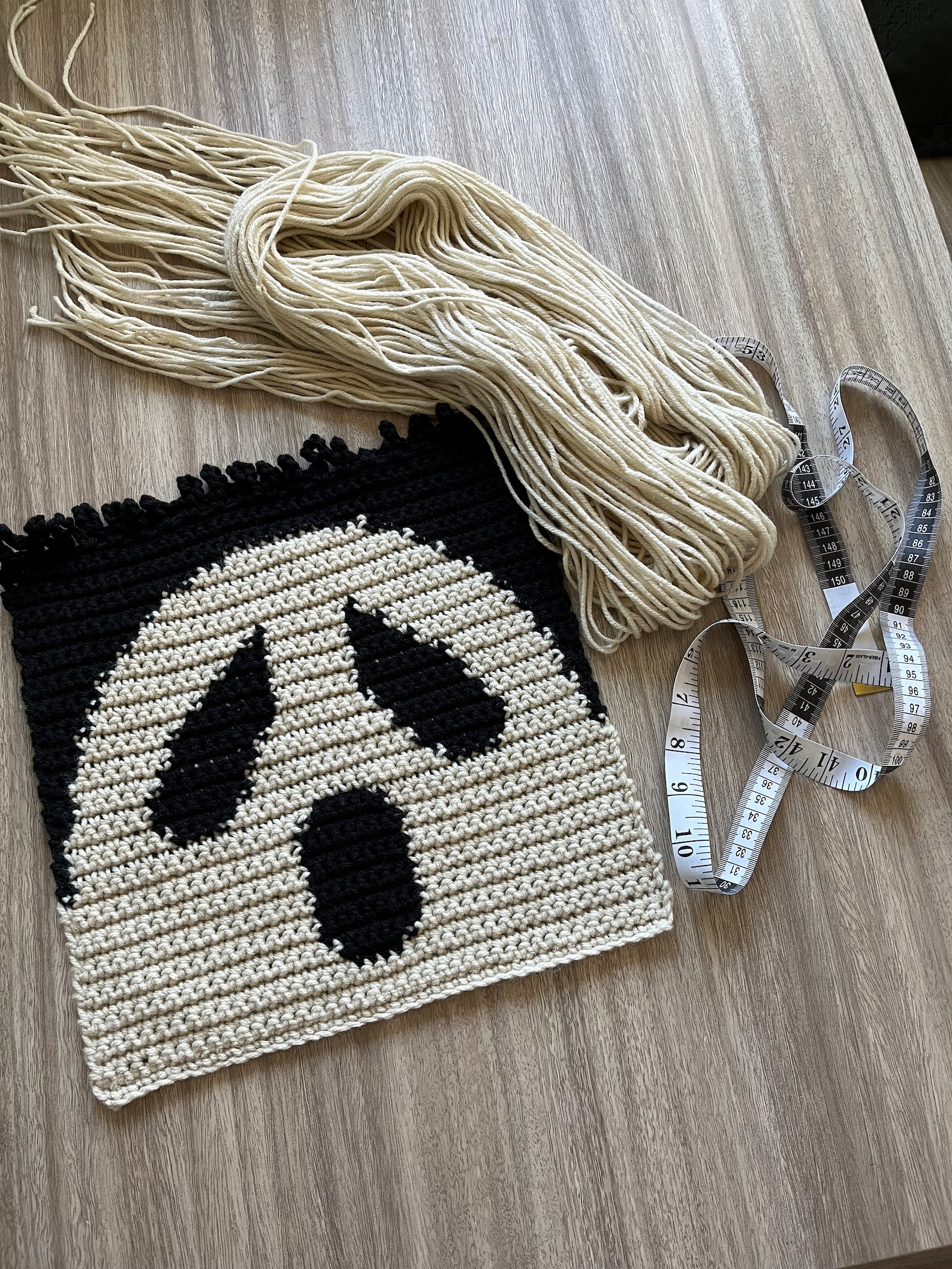 Ghost Tapestry Crochet Pattern / Wall Hanging / Instant Download ...