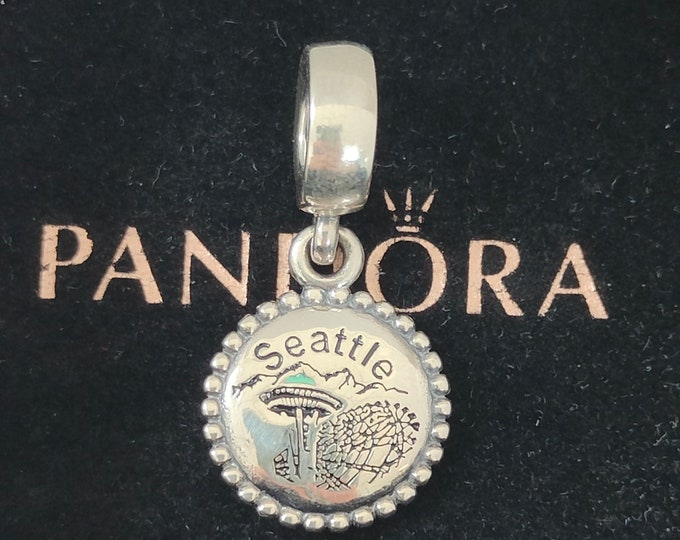 SPACE NEEDLE .925 Sterling Silver 3-D Charm Pendant Seattle Washington ...