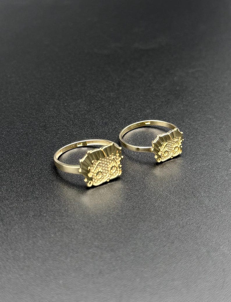 10k Solid Gold Betty Boop Ring/ Y2K / Sassy Betty Boop / Gift - Etsy