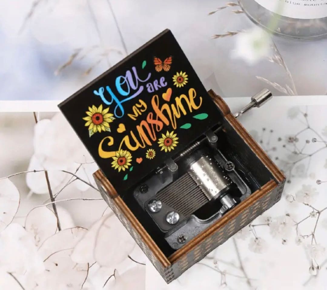 1pc You Are My Sunshine Music Box, Hand Crank Wooden Vintage Laser ...