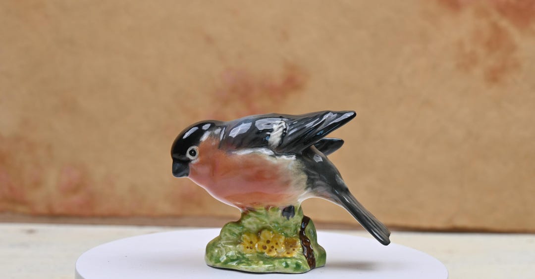 Beswick BULLFINCH Bird Figurine ,english Made Hand Painted China Bird ...