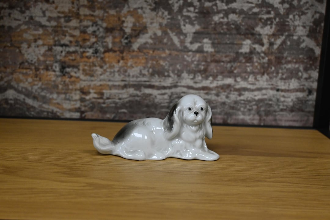 Collectible Pekingese Dog Porcelain Figurine, Vintage Collectable Peke ...