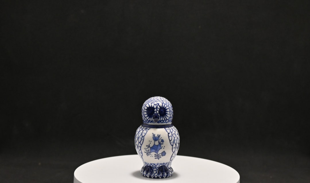 Vintage Owl Figurine, Dutch Delft Style Collectible, Franklin Mint ...