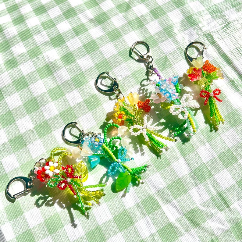 Beaded Flower Bouquet Keychain, Handmade Colorful Bead Charm With Bow ...