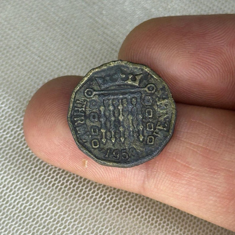 1953 Great Britain 3 Pence Coin, Nickel-brass Queen Elizabeth II ...