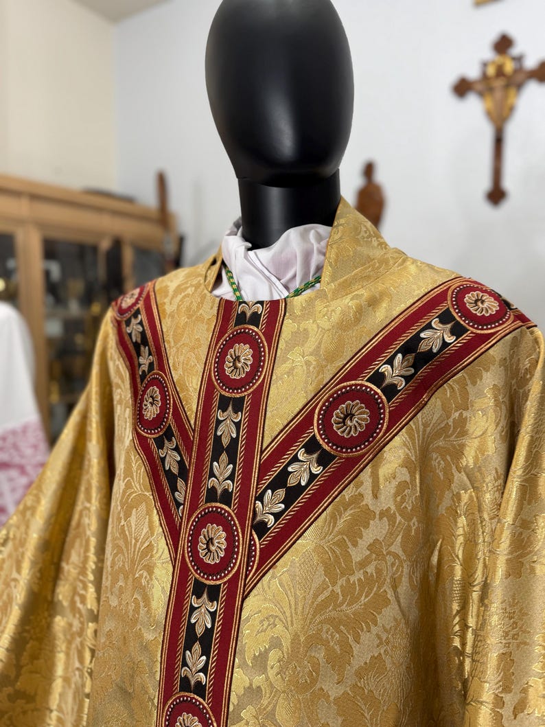 Gold Gothic Chasuble and Stole Set - Etsy