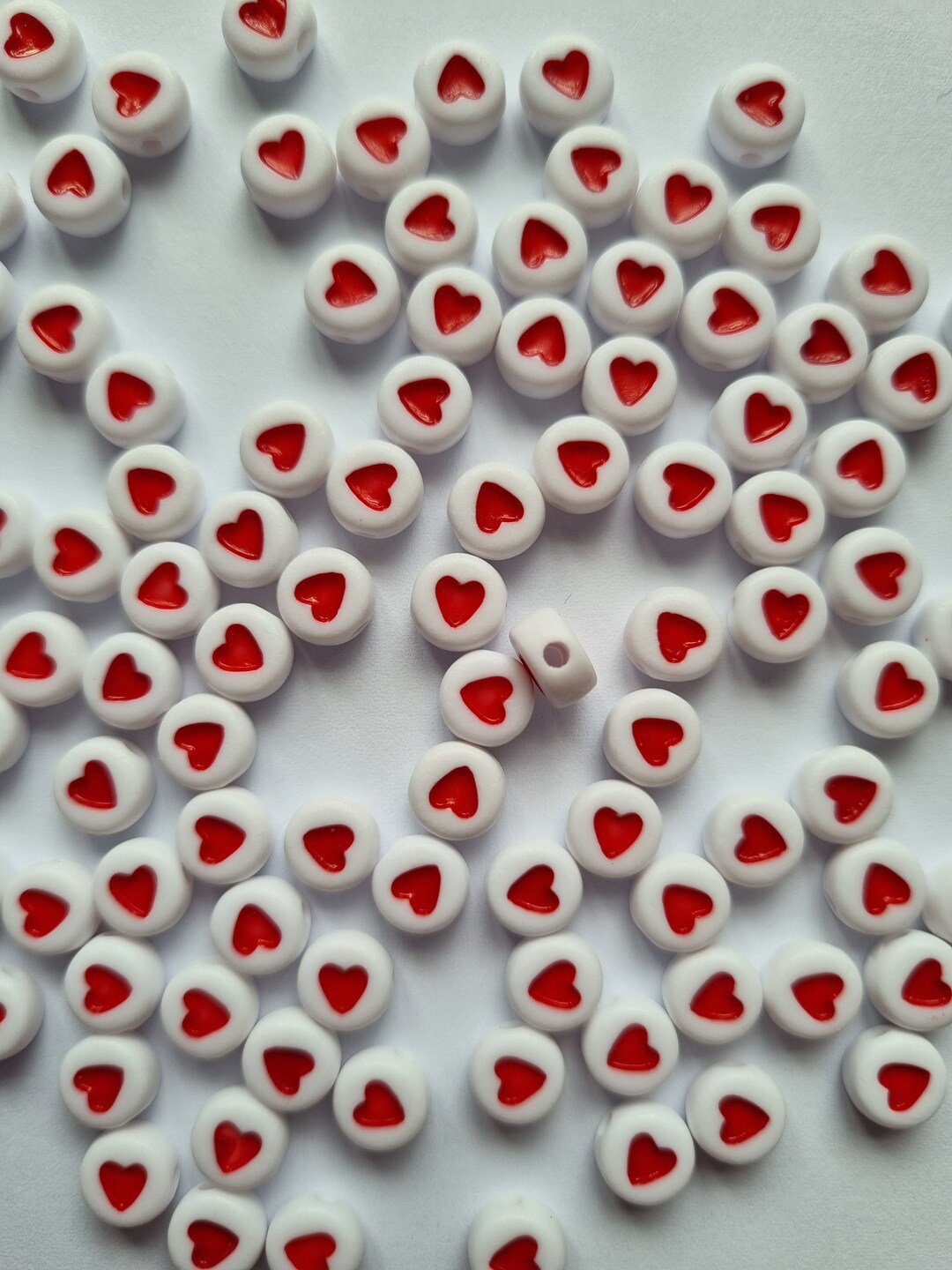 100 Acrylic Flat Round Heart Beads 7mm,white With Red Heart Beads,red ...