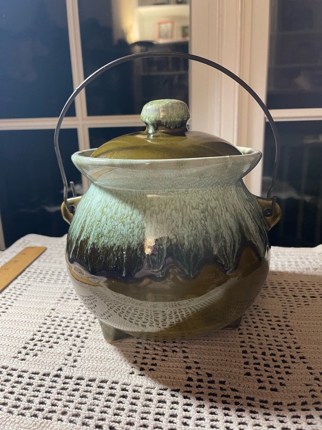 Hull Pottery Drip Glaze Bean Pot Avocado Green With Mint Drip / With ...