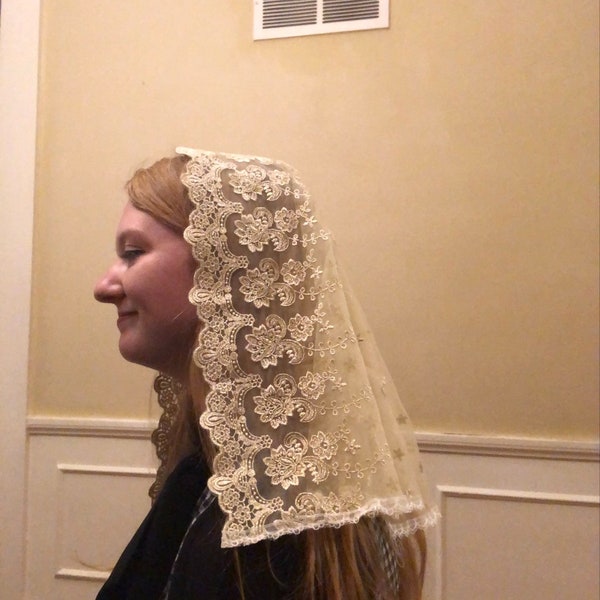Agatha infinity Veil, Mass Veil, Lace Veil, Chapel Veil, Catholic Veil ...