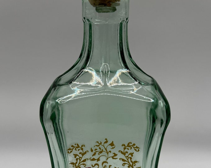 Family Crest Liquor Decanter - Etsy