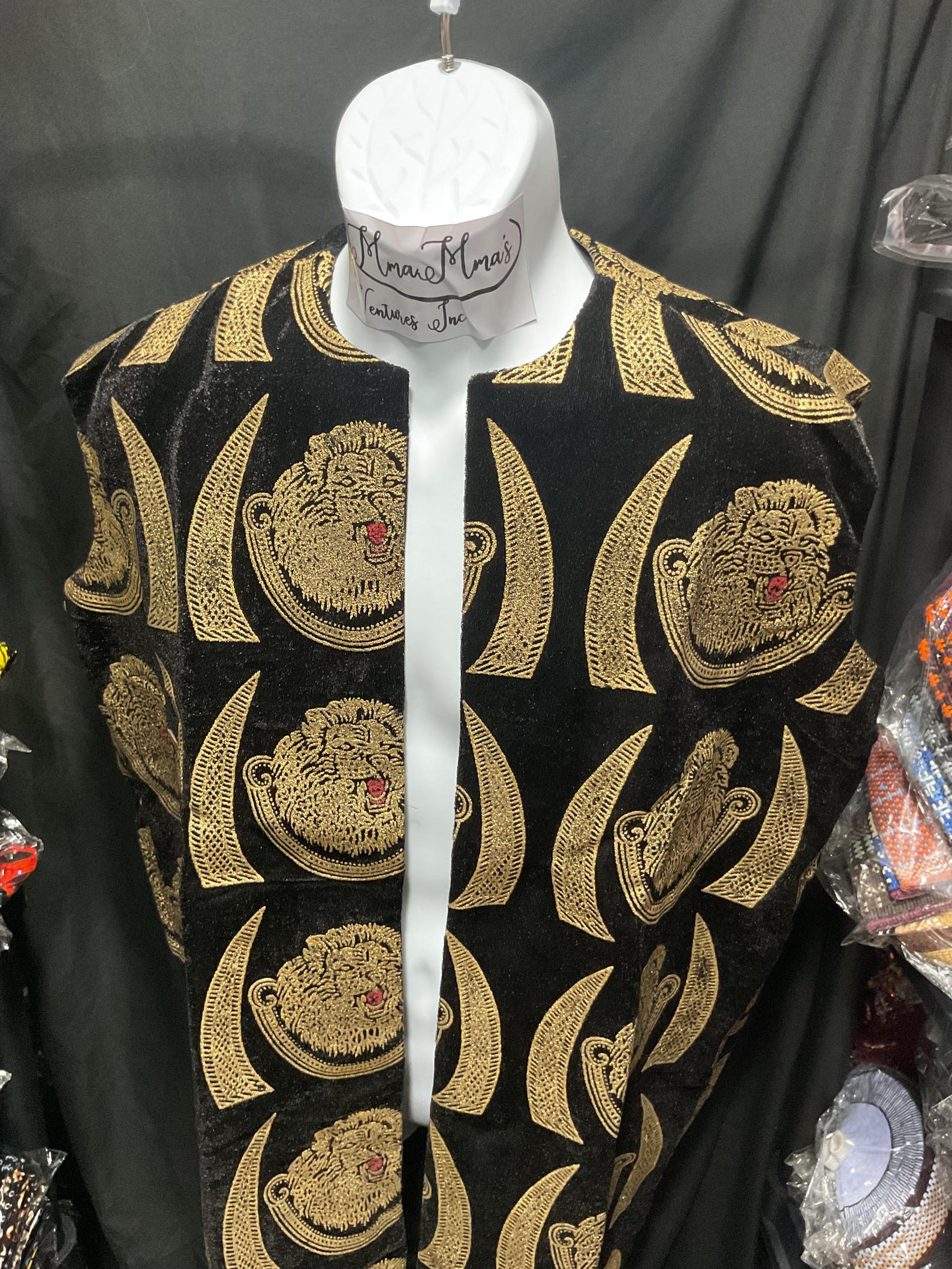 Isi Agu Velvet Outfit: Igbo Tiger Head Vest, African Wedding Attire - Etsy