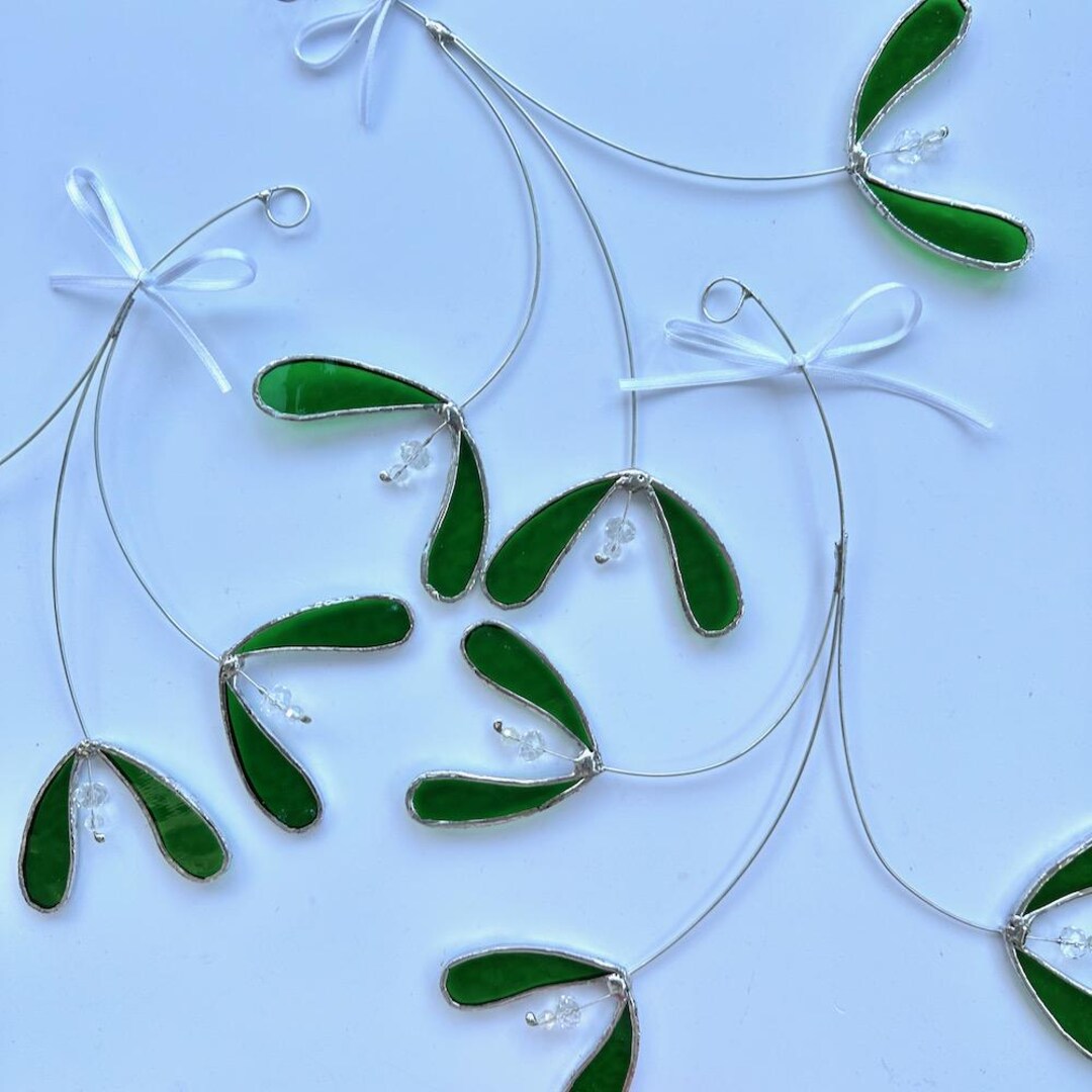 Stained Glass Mistletoe Suncatcher, Green Corella Glass Berries - Etsy