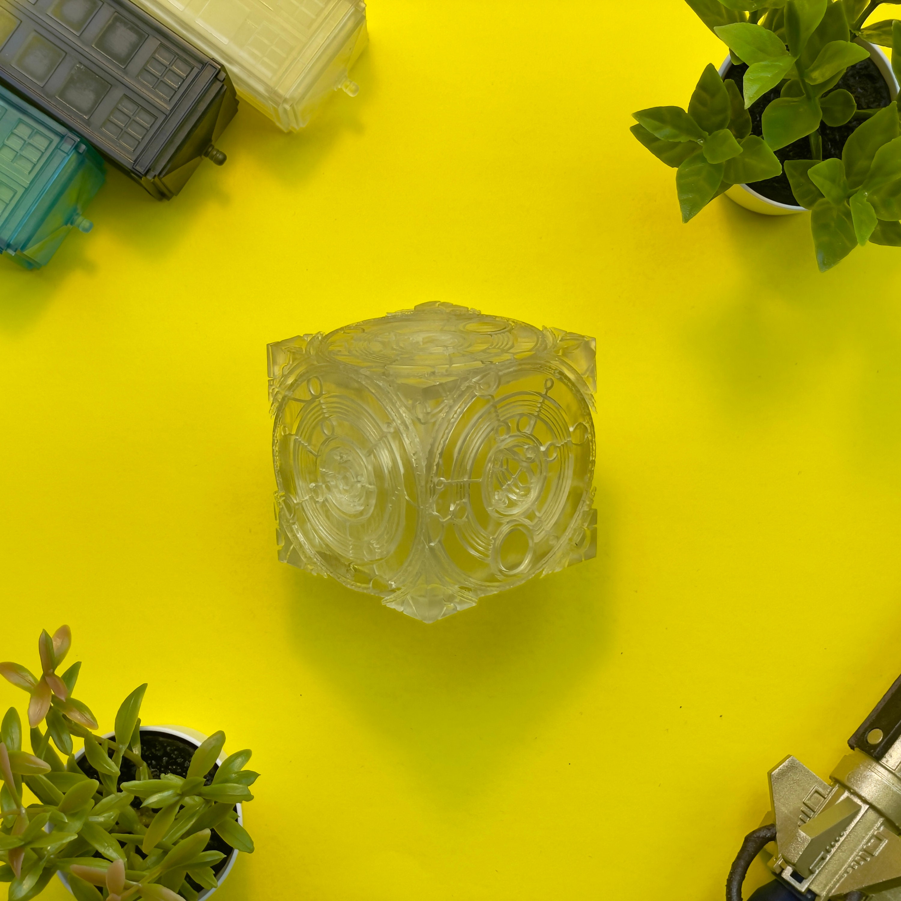 Doctor Who: the TARDIS Siege Mode 3D Print - Etsy