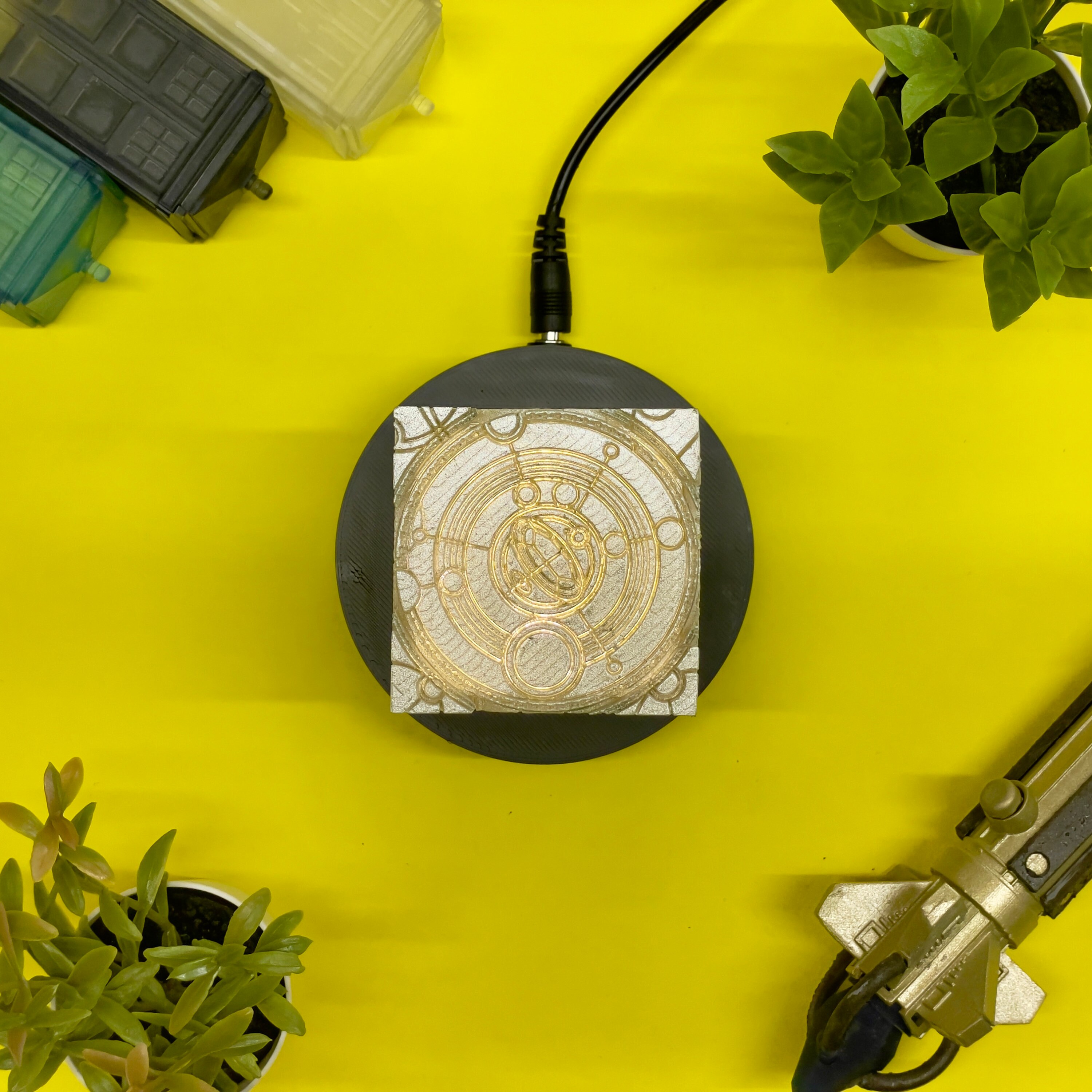 Doctor Who: the TARDIS Siege Mode 3D Print - Etsy