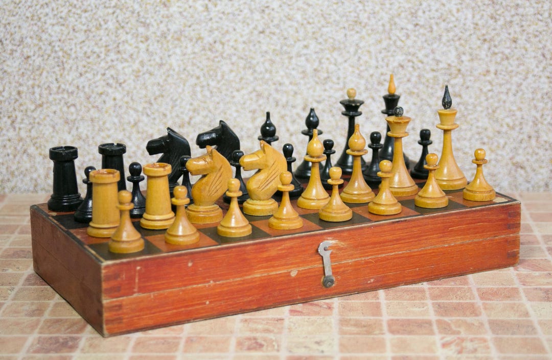 RARE Vintage Chess Set/small Mordovian Chess 50s - Etsy