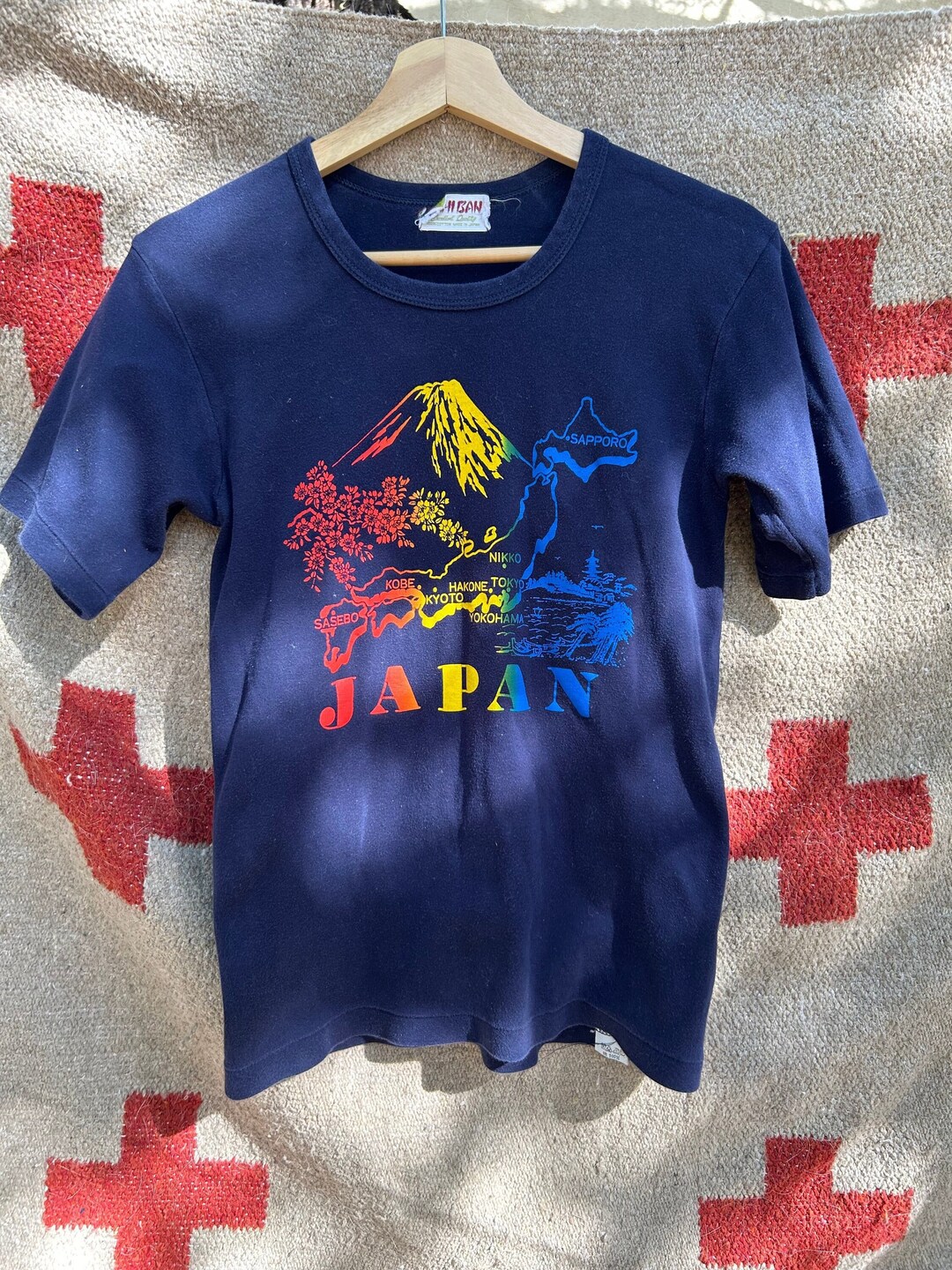 Vintage JAPAN 1970s Women's Ichi-ban Souvenir Tee - Etsy