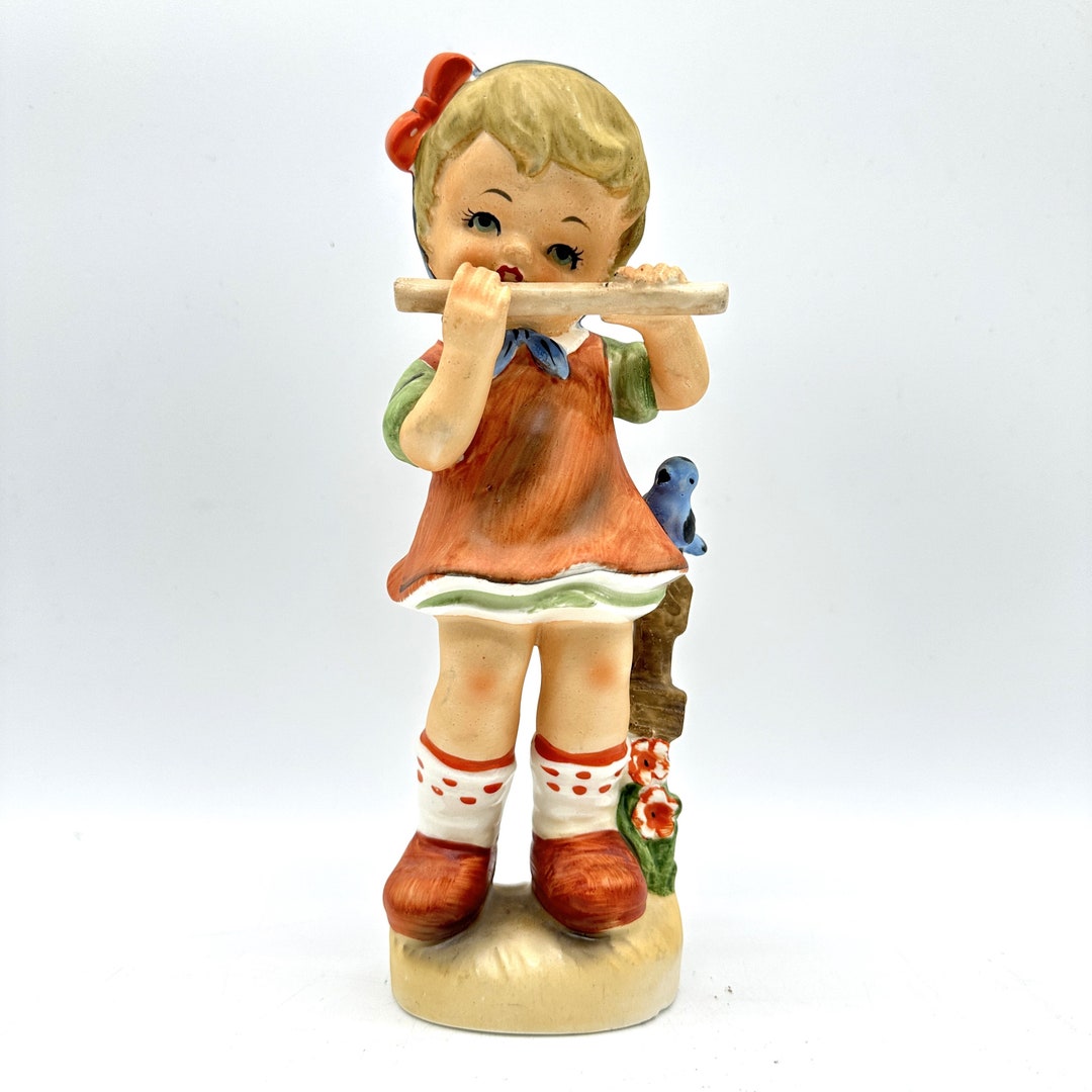 Vintage Dee Bee Hand Painted Porcelain Figurine Girl Playing - Etsy