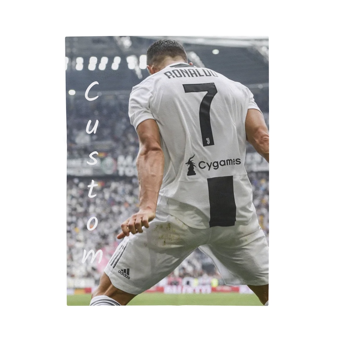 Custom Cr7 Cristiano Ronald Soccer Fans Velveteen Plush Blanket Gift ...