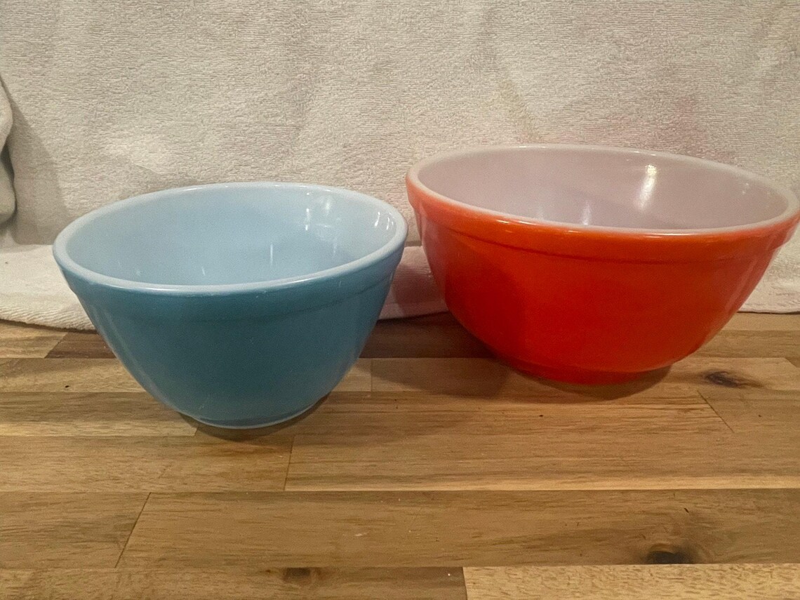 PYREX Primary Color Mixing Bowls 401, 402, 403, 404 - Etsy