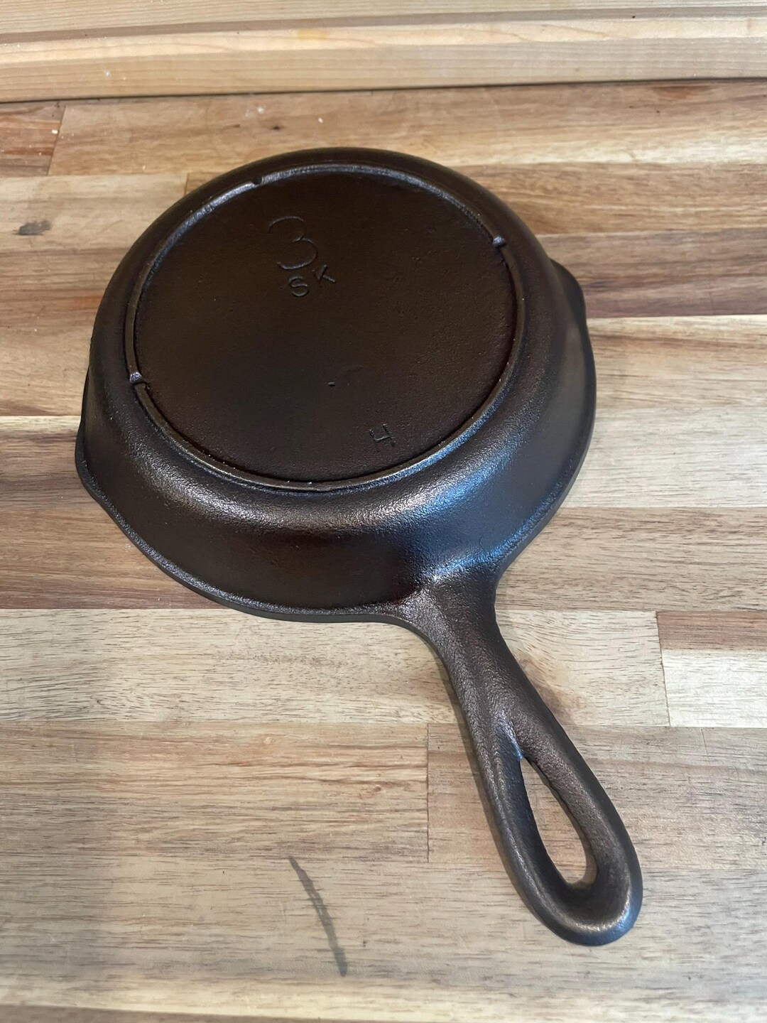 Lodge Three Notch #3 Cast Iron Skillet - Etsy