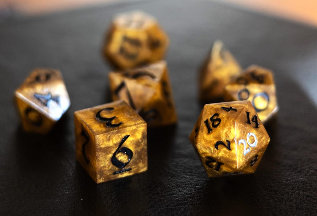 Dwarven Hoard Handmade Sharp-edge Dungeons and Dragons TTRPG 7 Piece ...