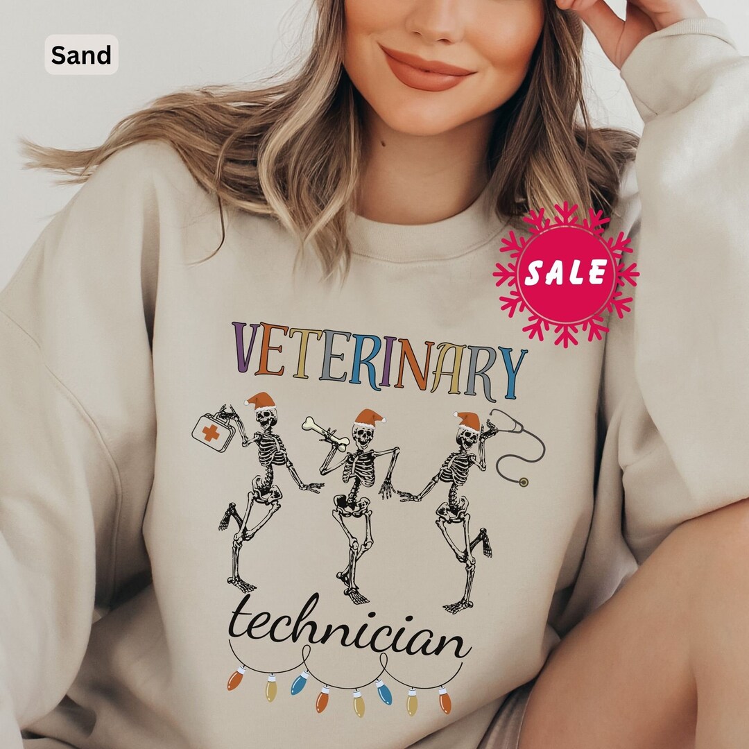 Vet Tech Christmas Gift, Funny Vet Tech Sweatshirt, Vet Nurse Xmas ...