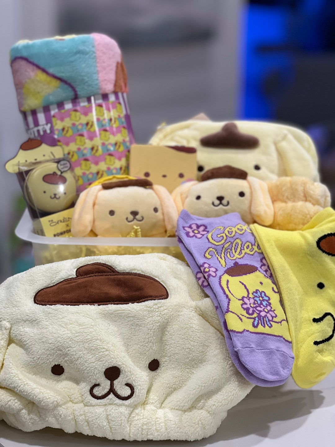 Hello Kitty Pompompurin Beauty Basket - Etsy