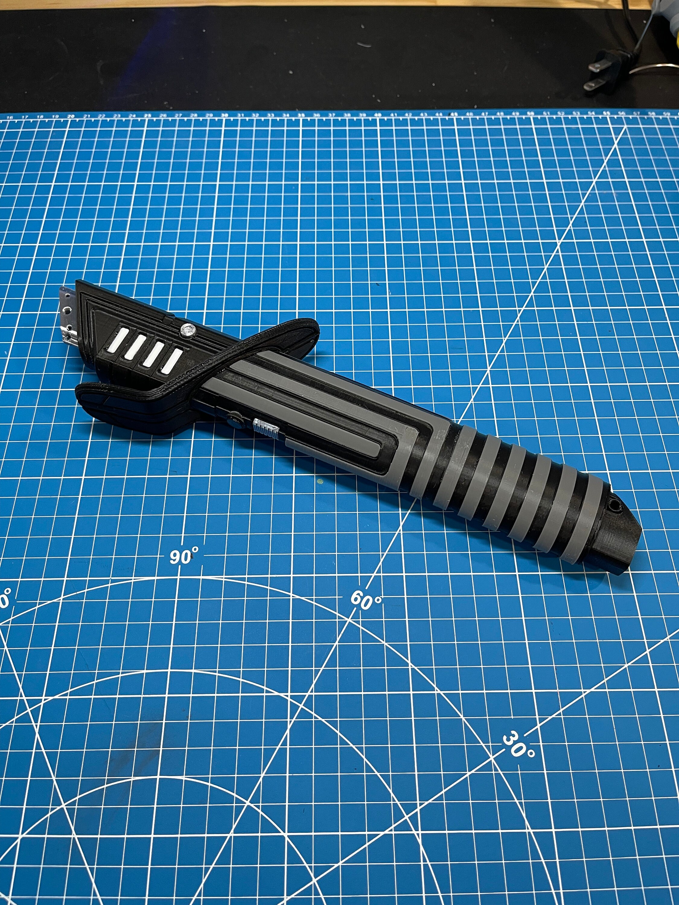 Mandalorian Darksaber Inspired Cosplay Prop - Etsy