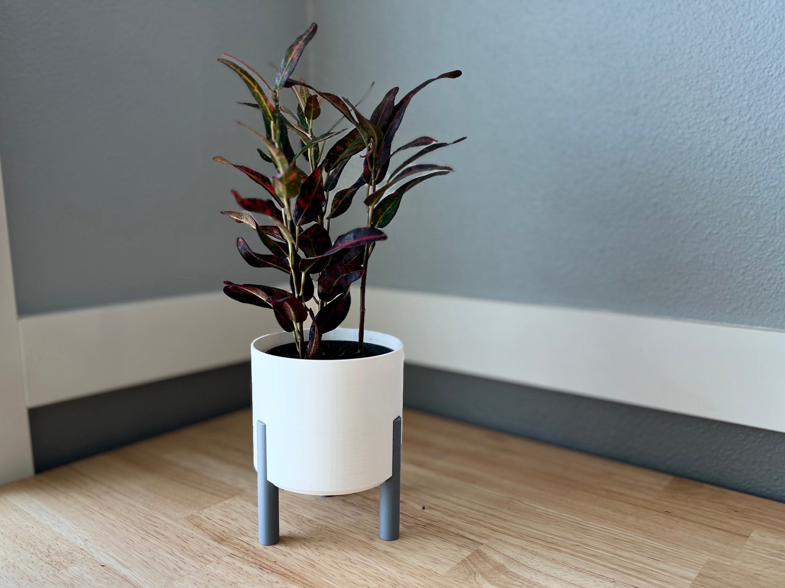 Midcentury Modern Tri-leg Planter for 3-4 Pot - Etsy
