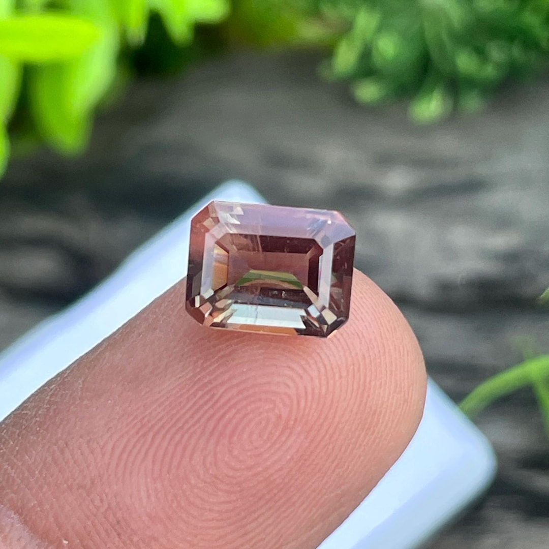 2.65 Ct Emerald Cut Oregon Sunstone Grey Orange Colour Gemstone ...