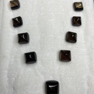 Smoky Quartz Sugarloaf Gemstone, Size- 10.5X13.20MM Shape - Sugarloaf ...