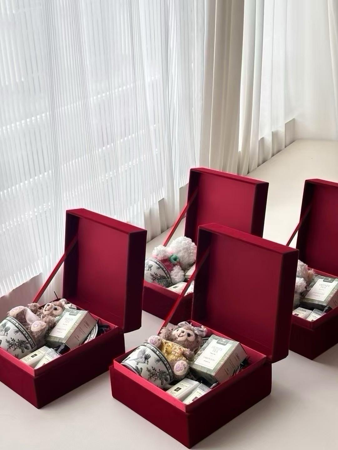 Luxury Velvet Gift Box With Lid and Ribbon – Bridesmaid Proposal Box ...