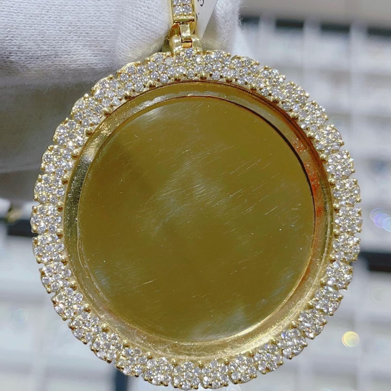 Custom VVS Memory Pendant, 14K Solid Gold Iced Out Lab Diamond Photo ...