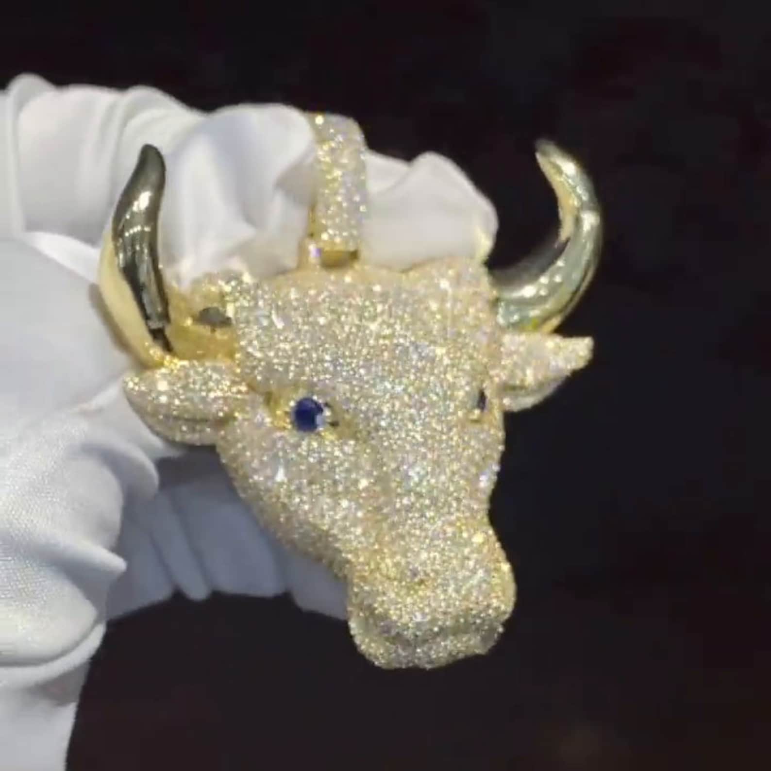 Customized 3D Bull Face Design Hip Hop Pendant With 925 Silver Iced Out ...