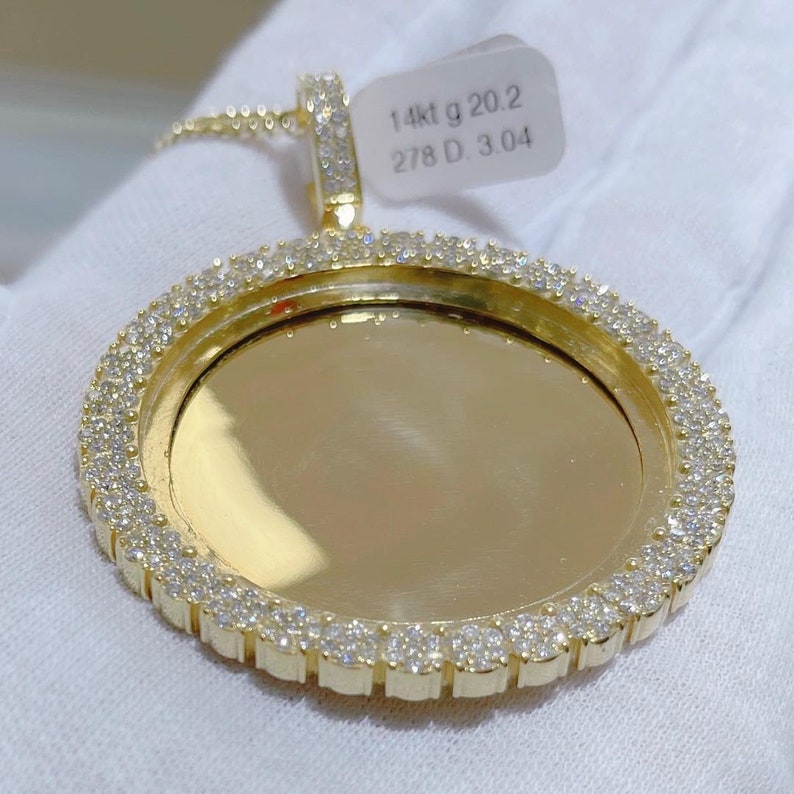 Custom VVS Memory Pendant, 14K Solid Gold Iced Out Lab Diamond Photo ...