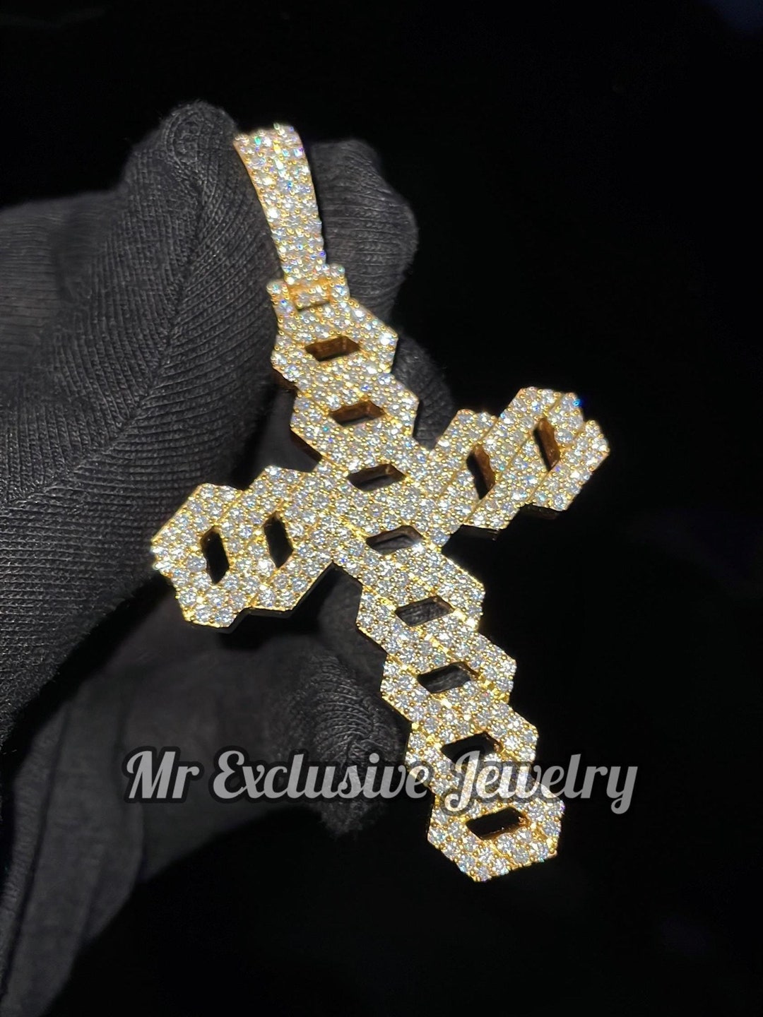 Iced Out Cuban Link Cross VVS Diamond Pendant 925 Silver Jesus Cross ...
