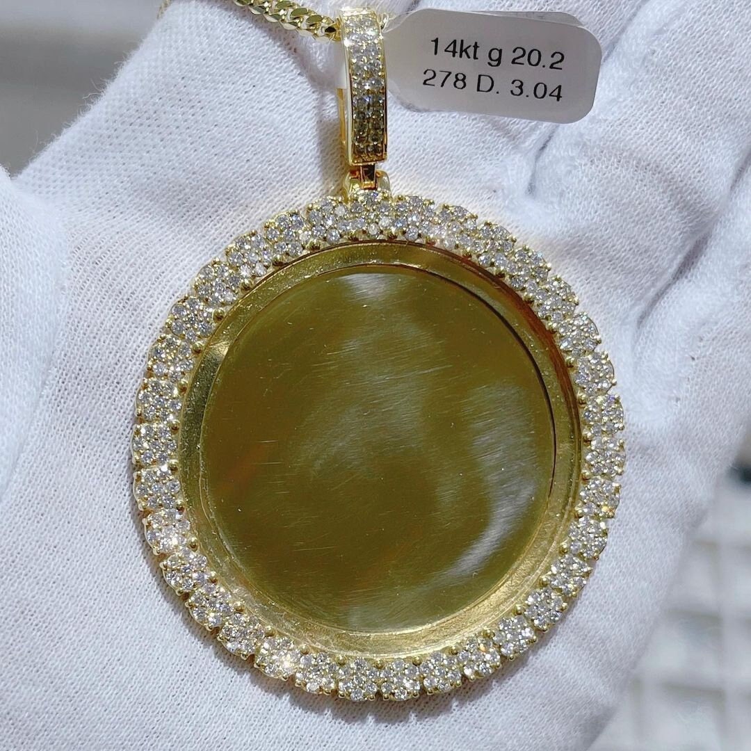 Custom VVS Memory Pendant, 14K Solid Gold Iced Out Lab Diamond Photo ...
