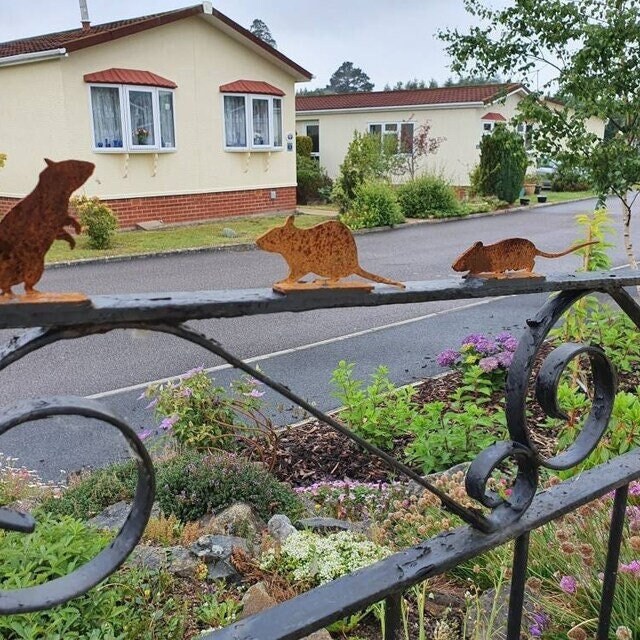 Set of 3 Rusty Metal Mice Fence Post Topper Garden Mice - Etsy