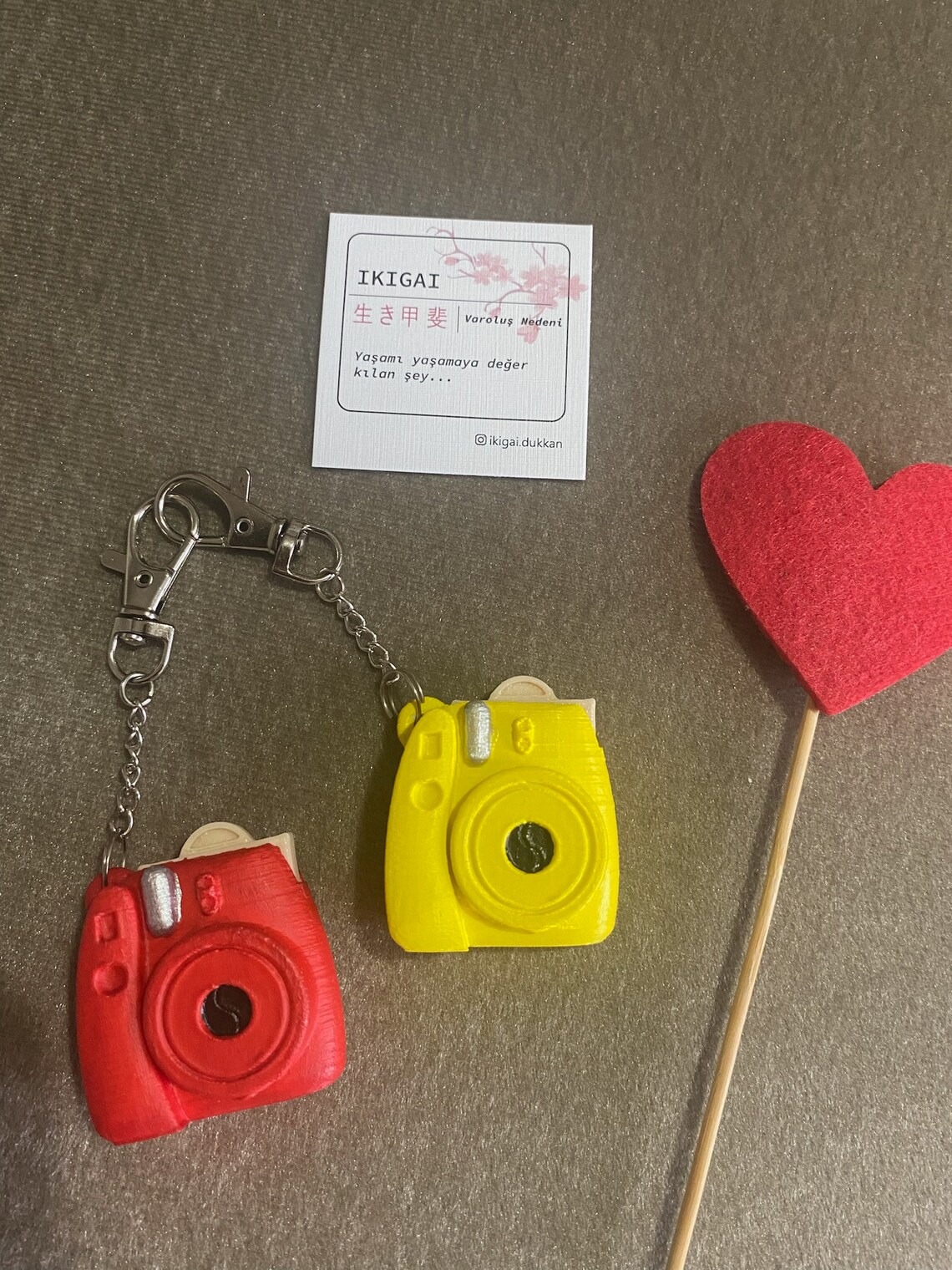 Insta Photo Camera Keychain personalized With Your Own Photo, Camera ...