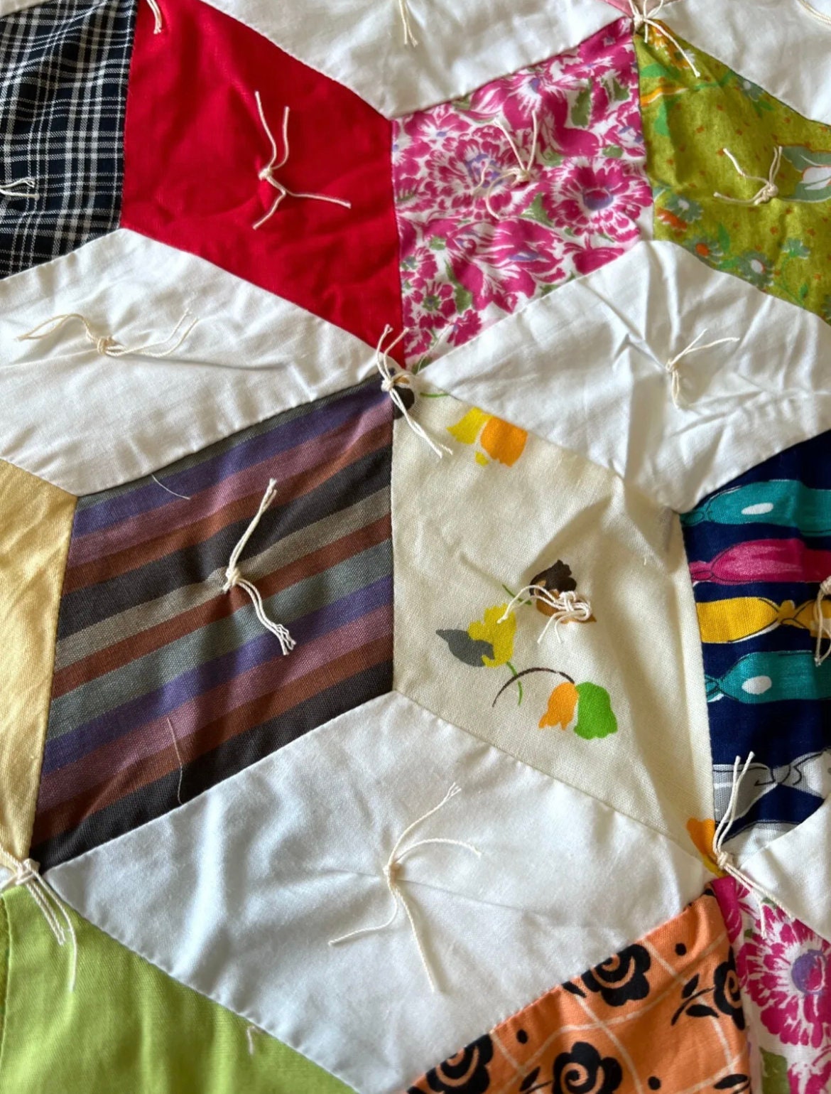 Vintage Handmade Falling Blocks Quilt With Pink 1960s MOD Flowers ...