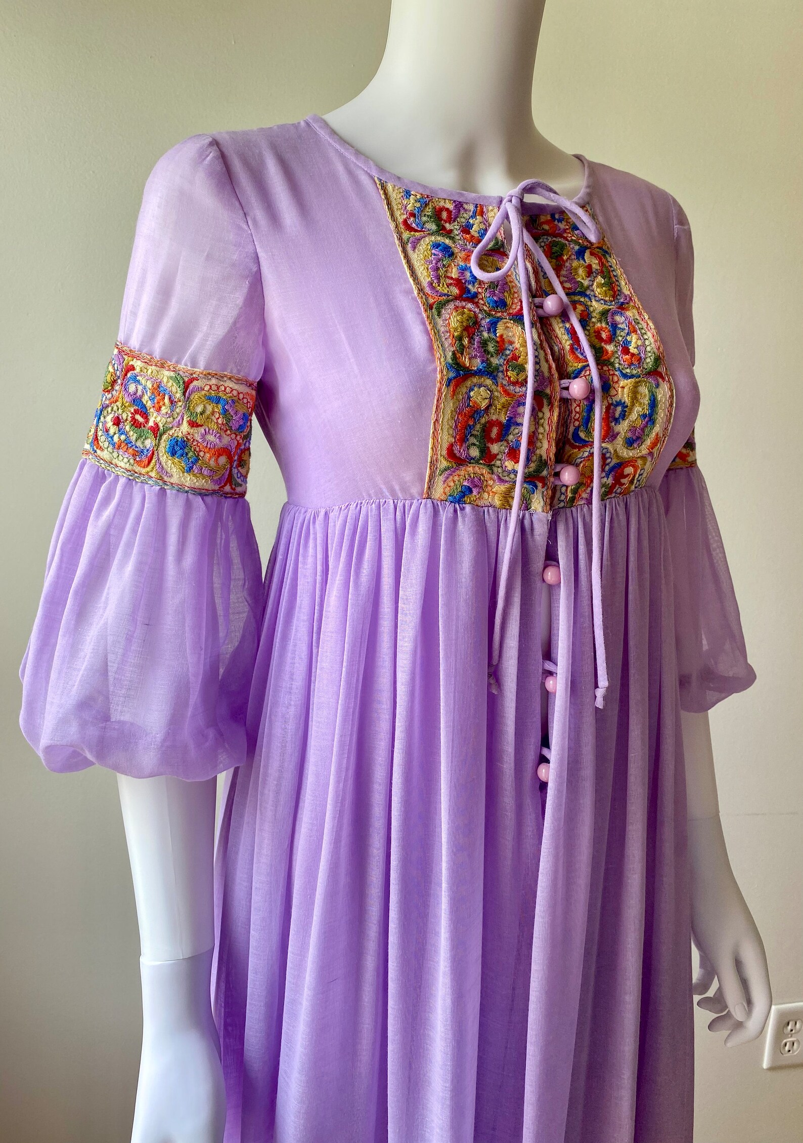 Vintage 1970s Lilac Cotton Voile Puff Sleeve Bohemian Peasant Maxi ...