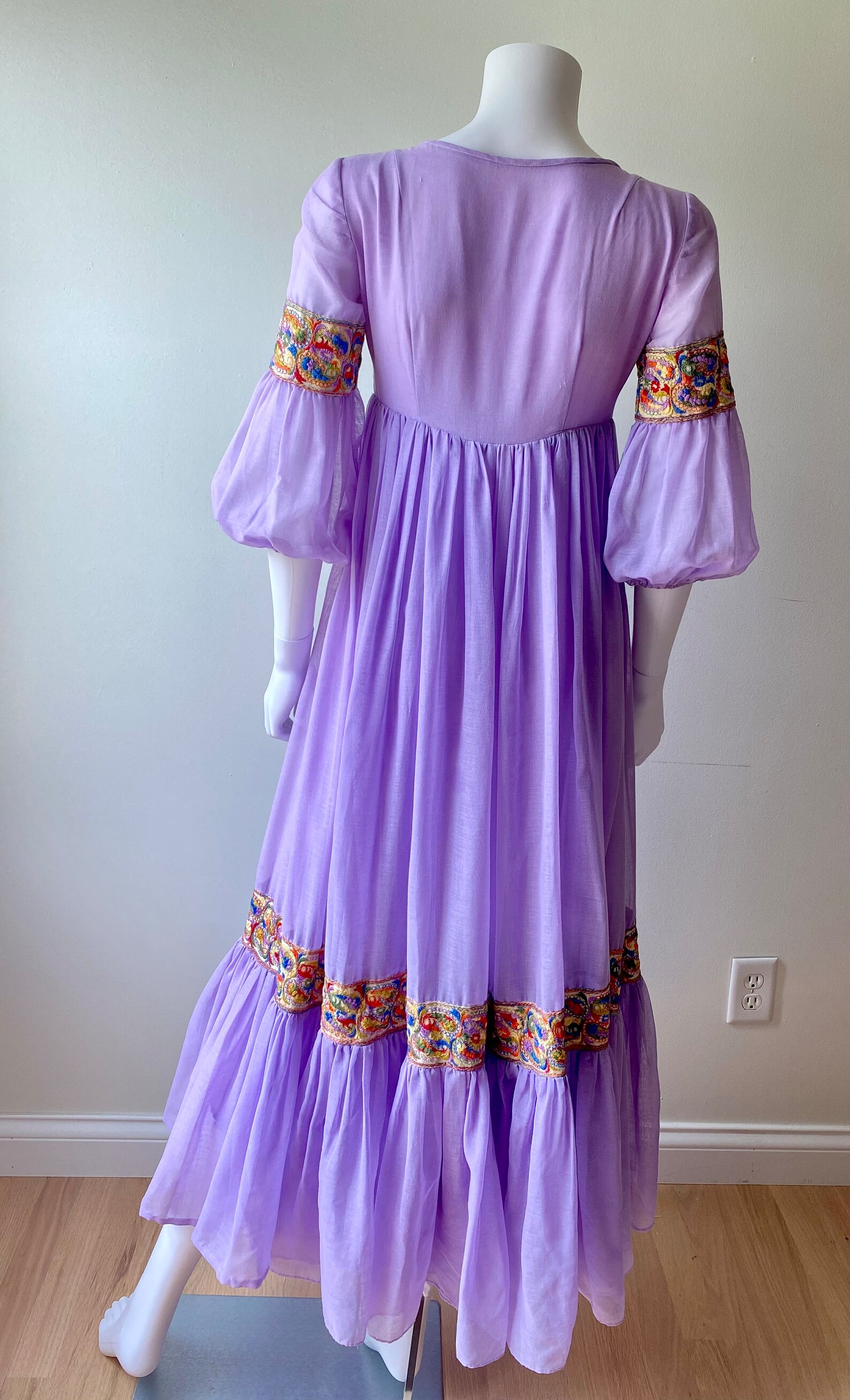 Vintage 1970s Lilac Cotton Voile Puff Sleeve Bohemian Peasant Maxi ...