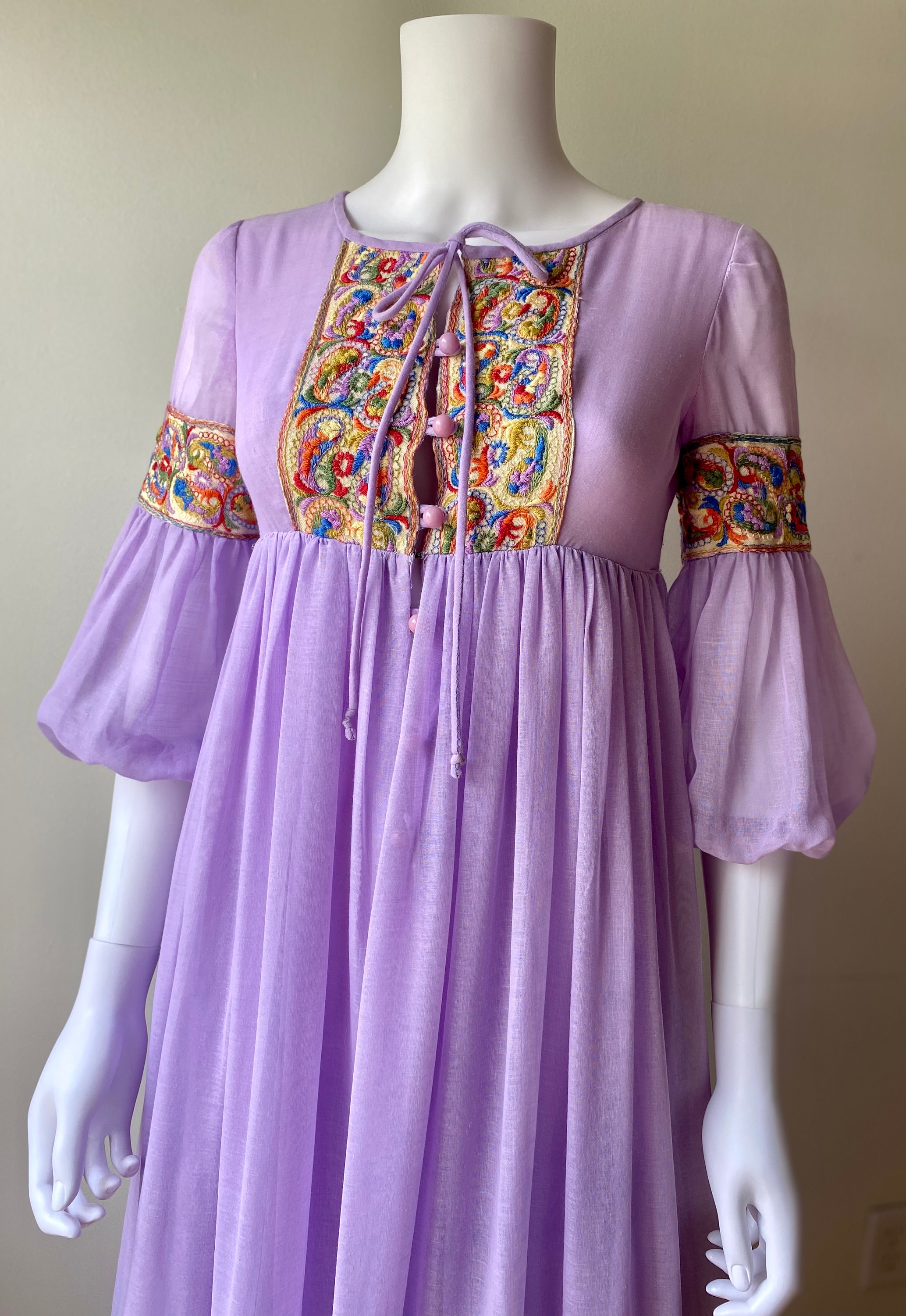 Vintage 1970s Lilac Cotton Voile Puff Sleeve Bohemian Peasant Maxi ...