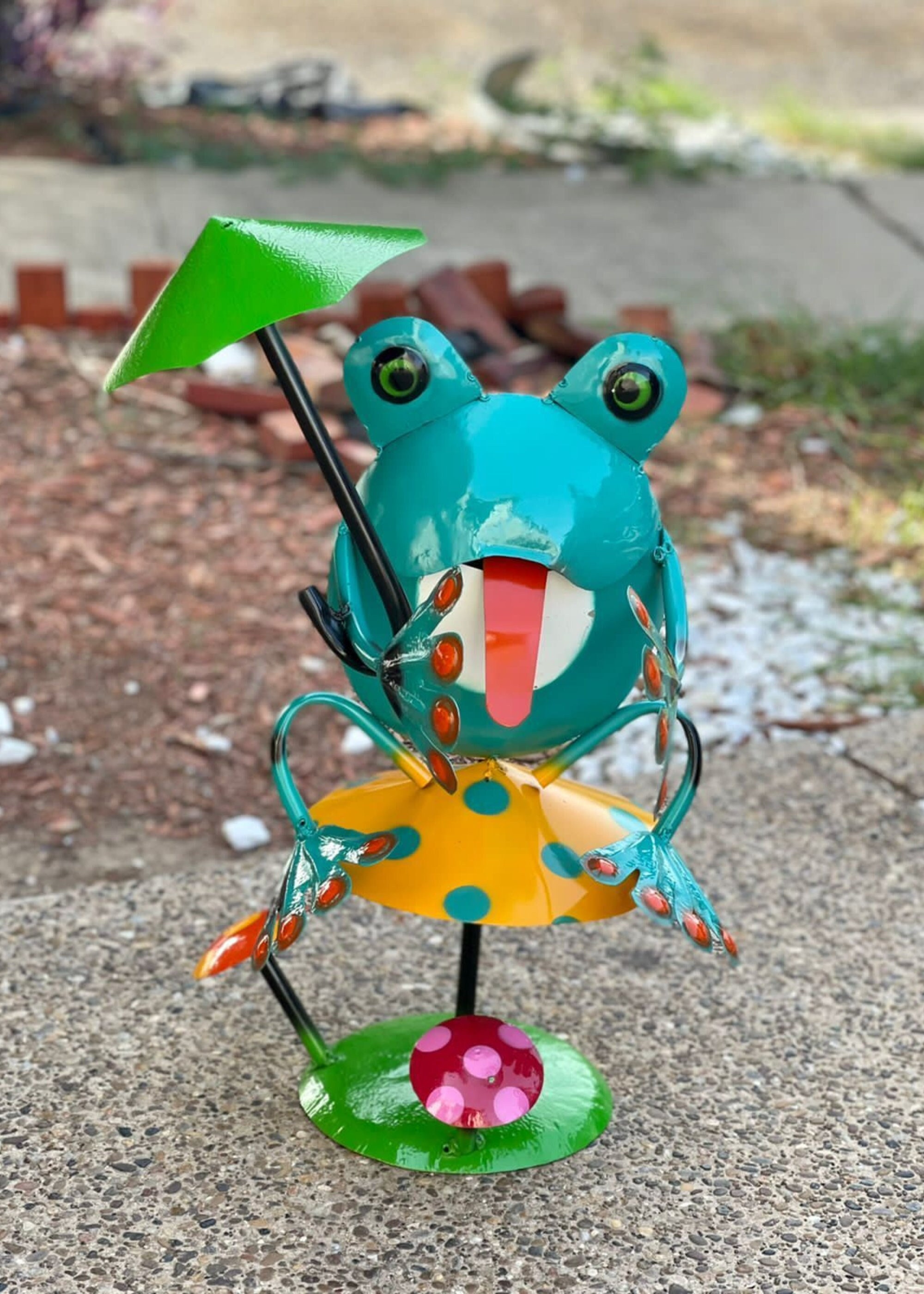 Decorative Frog With Mushrooms and Umbrella Metal Garden Yard Art for ...