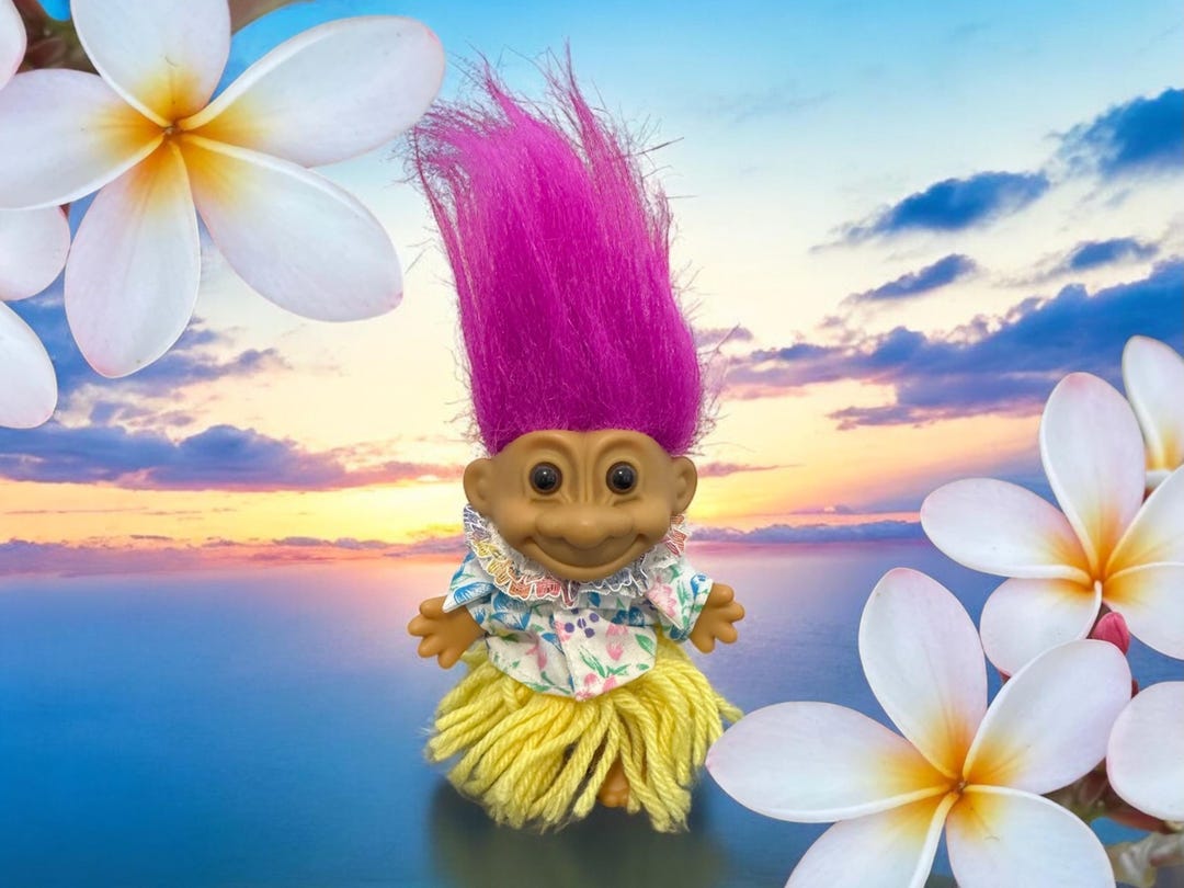 Vintage Russ Hawaiian Troll 4.5''. Pink/magenta Hair. Very Cute One ...