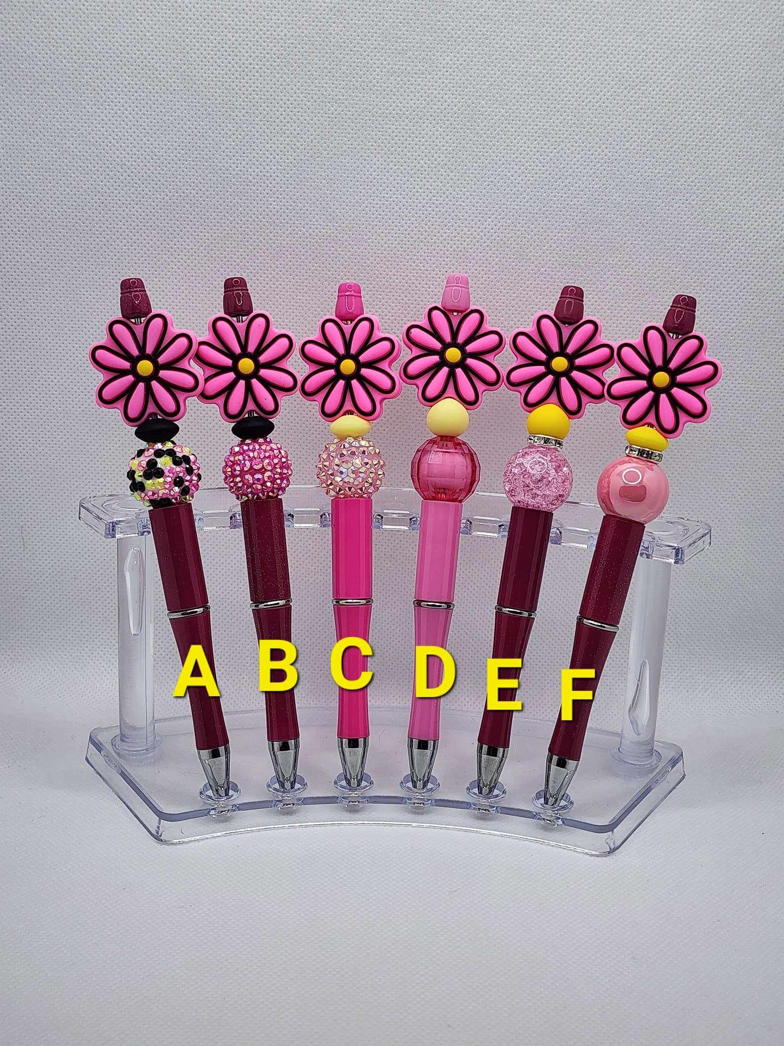 Pink Daisy Flower With Yellow Beaded Pen & 1 Free Ink Refill With Each ...