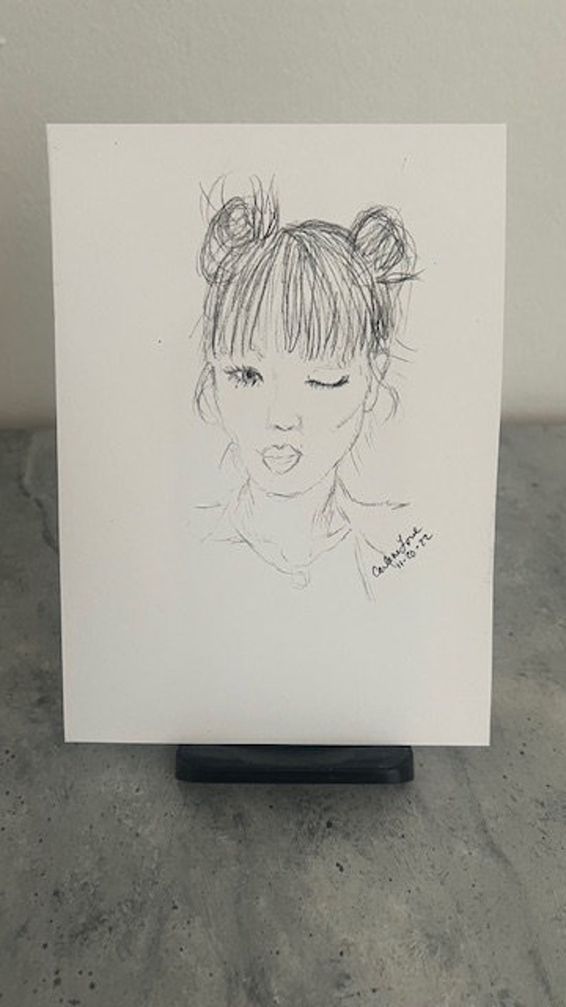 Minnie GI-DLE kisses 5x7 Pencil Sketch Art Print - Etsy