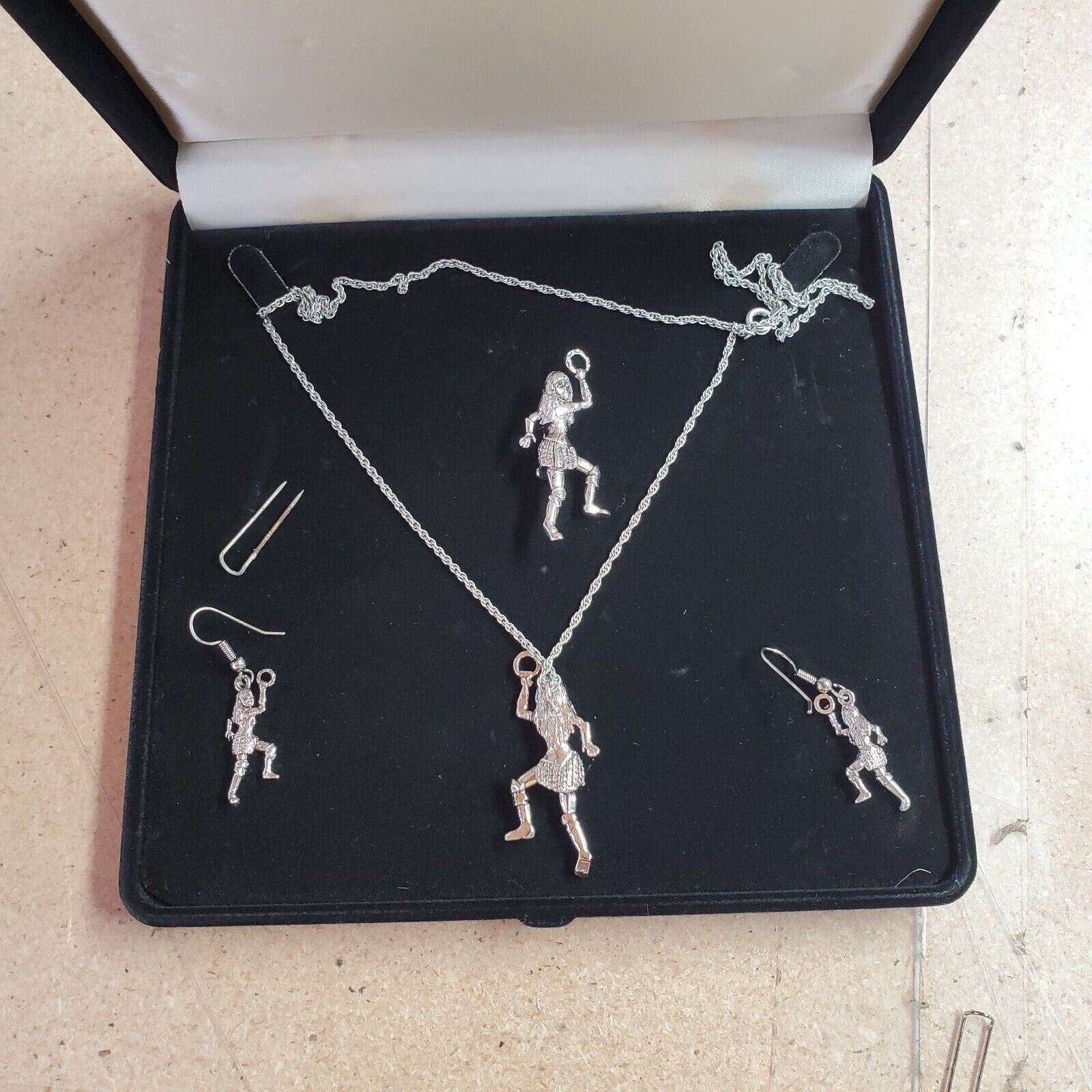 Deluxe XENA Warrior Princess Sterling Silver Necklace/pin/earrings ...