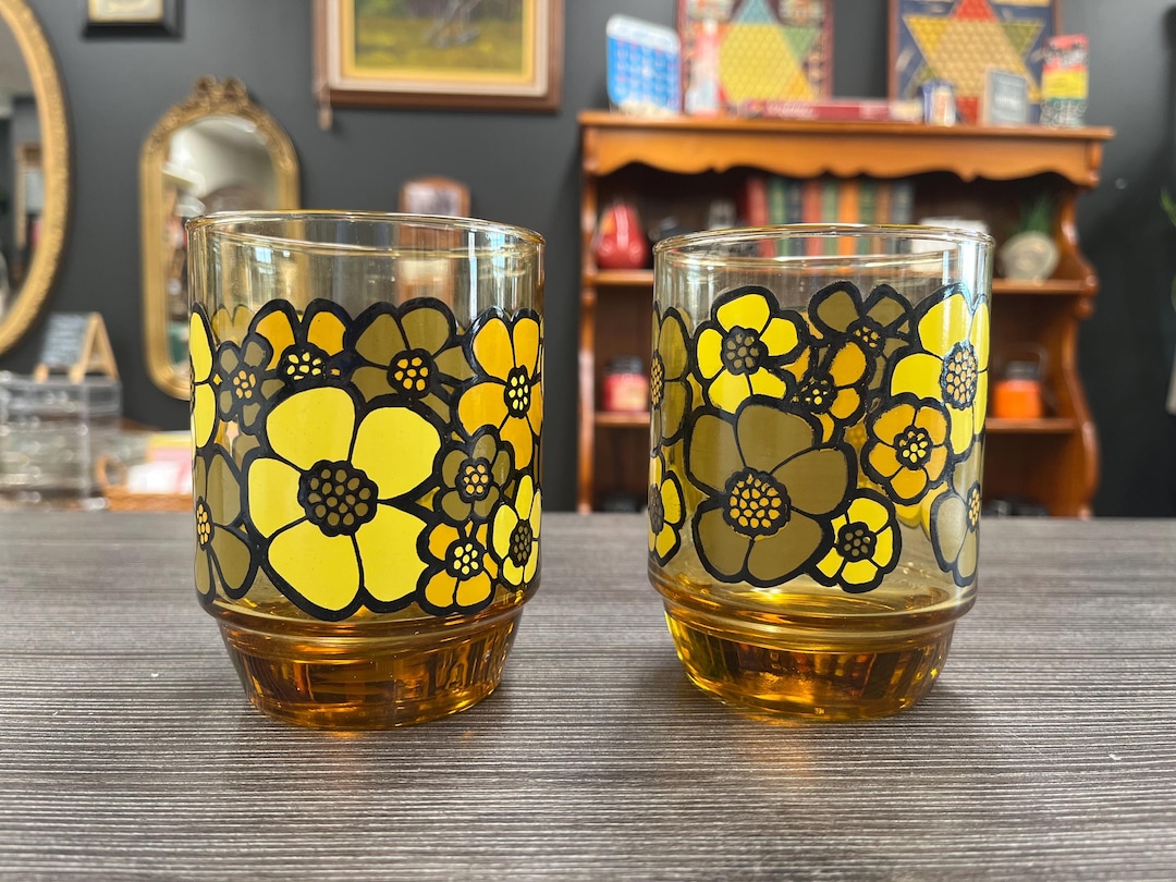 Vintage 1960’s Libby Amber Glass Daisy Flower Power Drinking/rocks ...