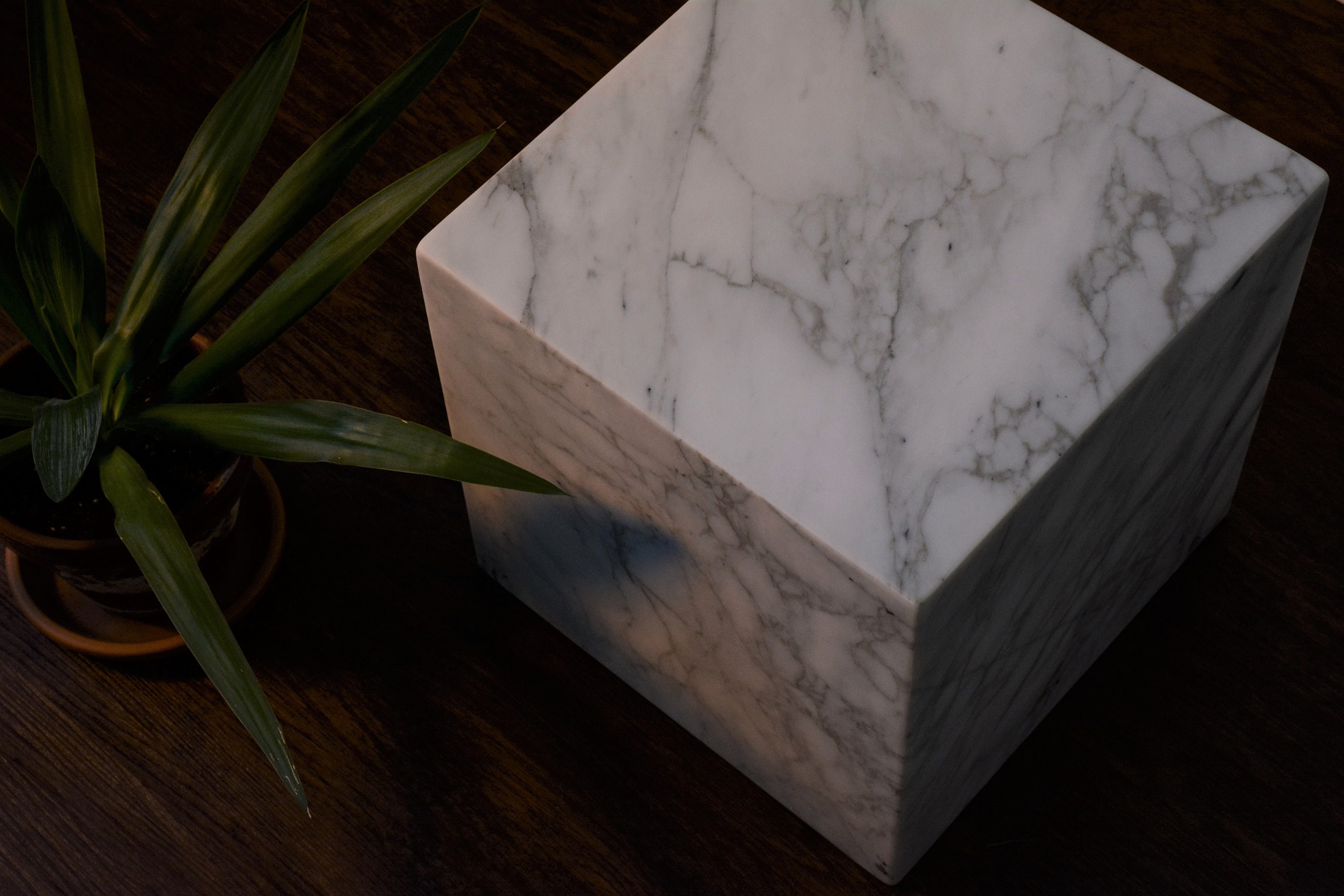 Calacatta Marble Plint Natural Stone Riser Column Pillar Cube Marble Pedestal 12 X 12 Honed - Etsy
